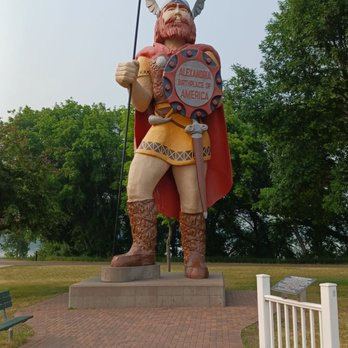 BIG OLE VIKING STATUE - Updated January 2025 - 11 Photos - 207 Broadway ...