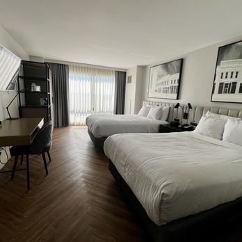 RADISSON BLU FARGO - Updated July 2025 - 66 Photos & 54 Reviews - 201 ...