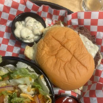 NEWT’S SOUTH - Updated December 2025 - 114 Photos & 111 Reviews - 1201 ...