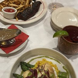 SALUT - Updated August 2025 - 287 Photos & 365 Reviews - 5034 France ...