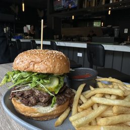 GALLA PARK SOCIAL - Updated January 2026 - 92 Photos & 51 Reviews - 900 ...