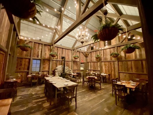 THE BARROW HOUSE - Updated December 2024 - 2265 Photos & 1292 Reviews - 1296 Van Houten Ave ...