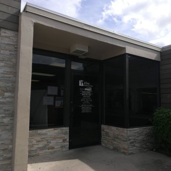 ELSA MEDICAL CLINIC - Updated December 2025 - 101 S Broadway St, Elsa ...