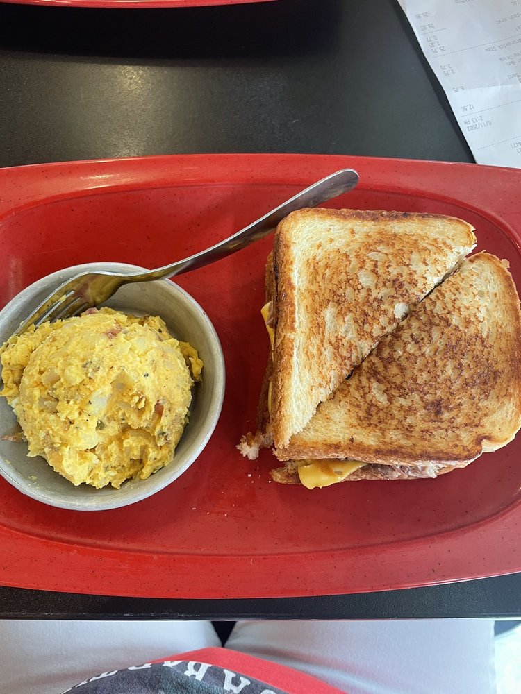 THE POMPOUS PIG - 118 Photos & 204 Reviews - 3320 N Main St, Anderson ...