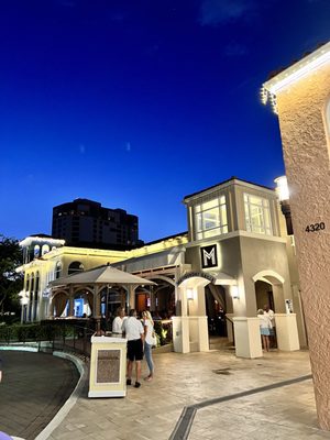 M WATERFRONT GRILLE - Updated January 2026 - 481 Photos & 351 Verified ...