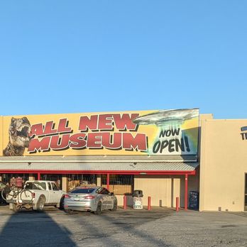 BOWLIN’S THE THING TRAVEL CENTER - Updated December 2025 - 648 Photos ...