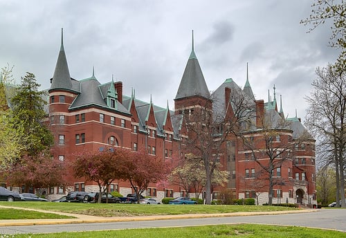 CASTLE PARK APARTMENTS - Updated October 2025 - 1600 Castle Park Dr ...