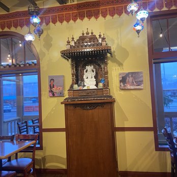 LOTUS CAFE & JUICE BAR - Updated May 2024 - 748 Photos & 942 Reviews ...