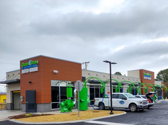 GREEN CLEAN EXPRESS AUTO WASH - S MILITARY - Updated October 2025 - 820 ...