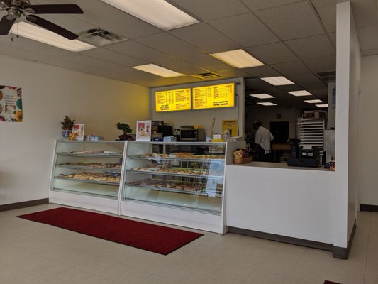 DAWN DONUTS - 52 Photos & 85 Reviews - 9150 Main St, Houston, Texas ...