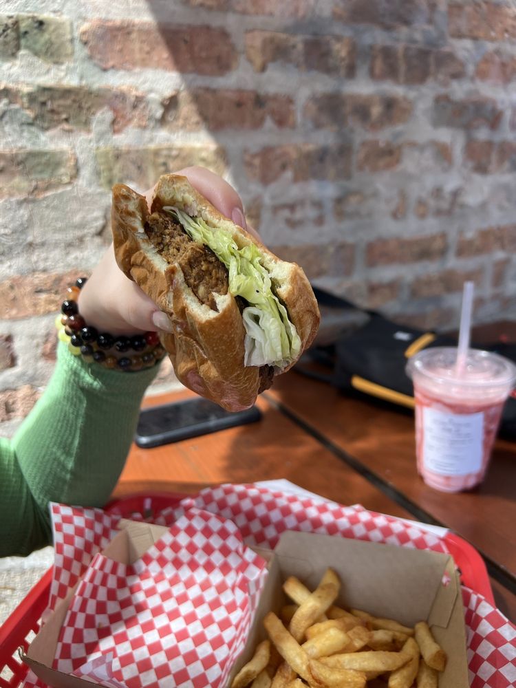 SMALL CHEVAL- WICKER PARK - Updated August 2024 - 1074 Photos & 1436 ...