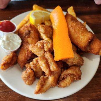 RIVA FISH HOUSE - 1123 Photos & 1302 Reviews - 31 Municipal Wharf ...