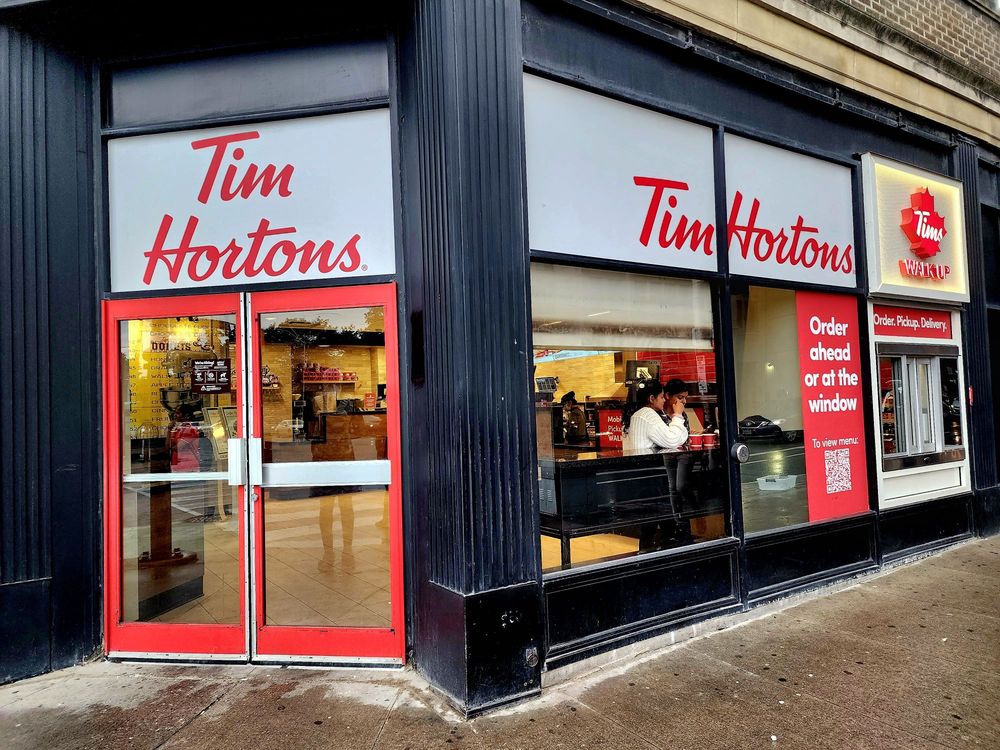 TIM HORTONS - Updated April 2024 - 16 Reviews - 419 Bloor St East ...