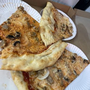 SPINELLIS PIZZA - Updated September 2025 - 26 Photos & 30 Reviews - 574 ...