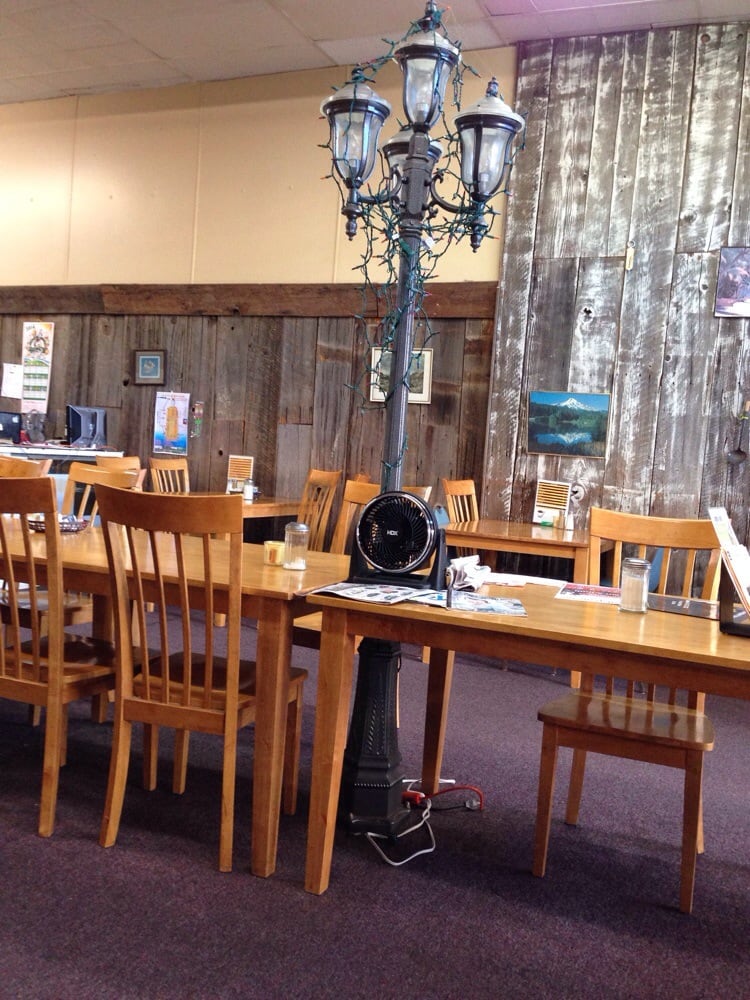 ROGER CAFE - 11 Reviews - 217 Tower St, Centralia, Washington - Updated ...