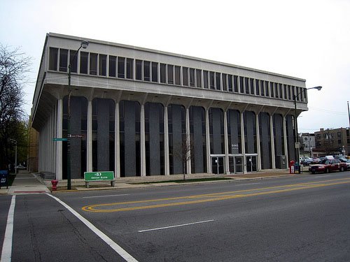 DEVON BANK - Updated December 2025 - 24 Reviews - 6445 N Western Ave ...