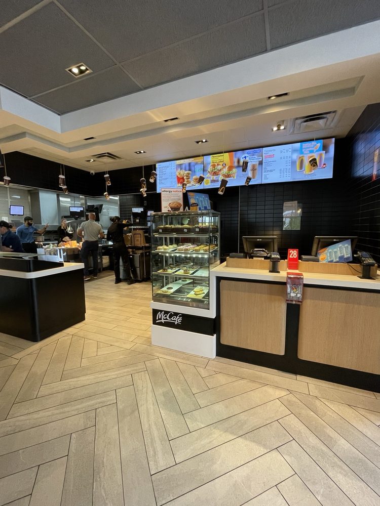 MCDONALD’S - Updated December 2025 - 15 Reviews - 900 Mountain Rd ...