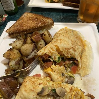 EGGHEAD’S RESTAURANT - Updated July 2024 - 977 Photos & 1406 Reviews ...