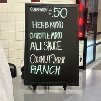 ALI’S CHICKEN & WAFFLES - Updated May 2024 - 270 Photos & 445 Reviews ...