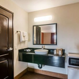 SPRINGHILL SUITES BY MARRIOTT LOS ANGELES DOWNEY - Updated October 2025 ...