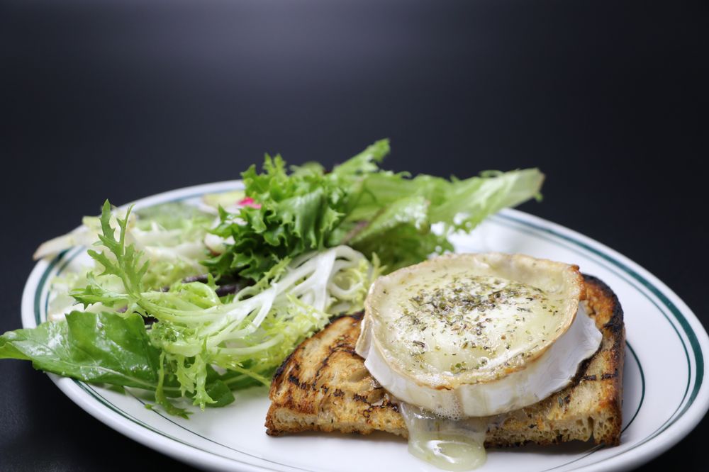 DOSSIER - Updated August 2024 - 56 Photos & 40 Reviews - 750 SW Alder ...