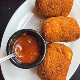 SIGIRI - Updated October 2025 - 621 Photos & 699 Reviews - 91 1st Ave ...