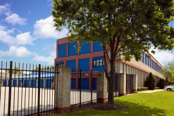 EZSTORAGE - Updated July 2025 - 16 Photos - 8514 Liberty Rd ...