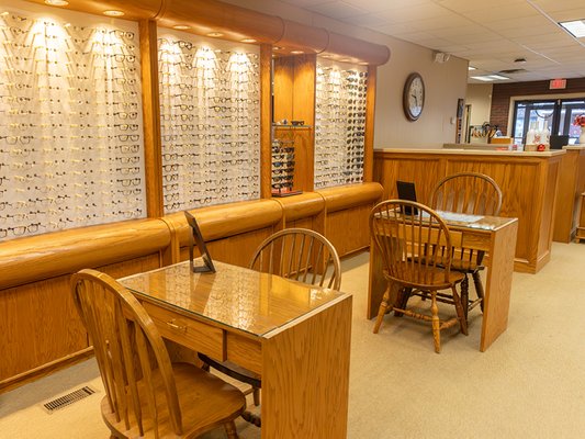 ROBERTS EYECARE ASSOCIATES - Updated December 2025 - 15 Photos - 75 ...