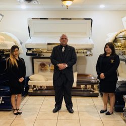 GOLDEN GATE FUNERAL HOME - 72 Photos & 38 Reviews - 4155 S R L Thornton Fwy, Dallas, Texas ...