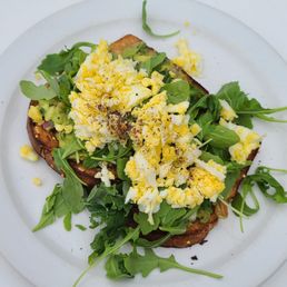 COMMONWEALTH CAFE - Updated December 2025 - 820 Photos & 660 Reviews ...