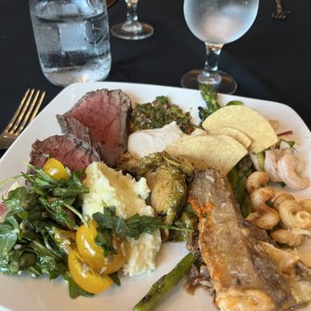 LEXUS CLUB - Updated January 2025 - 157 Photos & 60 Reviews - 1111 S ...