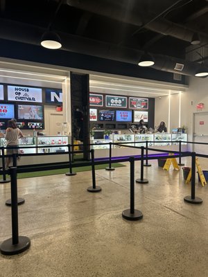 NEW DIA CANNABIS - Updated December 2025 - 39 Photos - 71 Lansdowne St ...