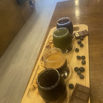 ICONIC COFFEE - Updated October 2024 - 48 Photos & 28 Reviews - 157 ...