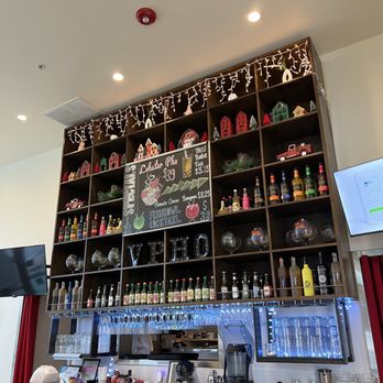 VPHO - Updated September 2024 - 285 Photos & 147 Reviews - 930 W ...