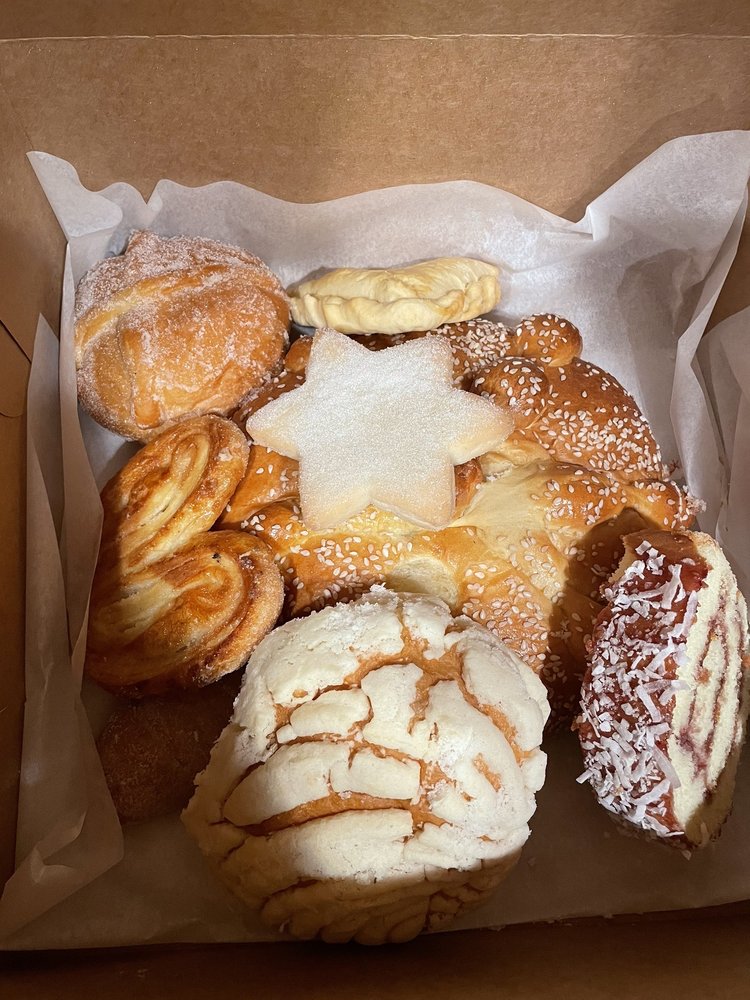 VILLA BAKERY - 72 Photos & 107 Reviews - 67470 Ramon Rd, Cathedral City ...