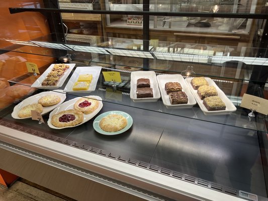 KARL’S BAKERY & CAFE - Updated June 2024 - 165 Photos & 134 Reviews ...