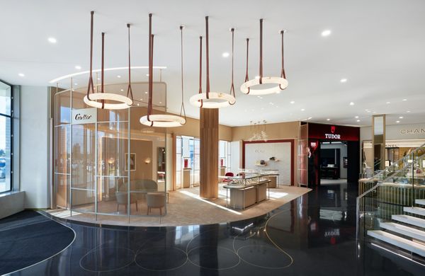 CD PEACOCK - Updated October 2025 - 36 Photos & 116 Reviews - 298 ...