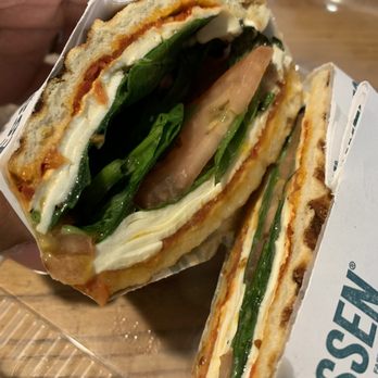 ESSEN FAST SLOW FOOD - Updated December 2025 - 134 Photos & 276 Reviews ...