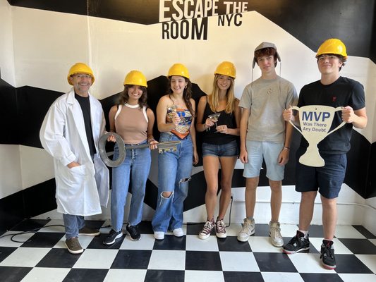 ESCAPE THE ROOM - Updated January 2026 - 156 Photos & 569 Reviews - 24 ...