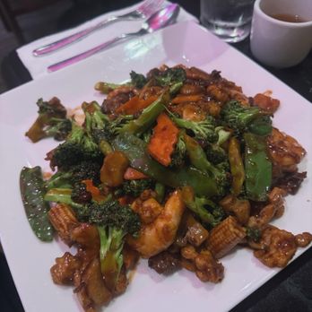 YEN CHING - Updated August 2025 - 155 Photos & 195 Reviews - 9033 W ...