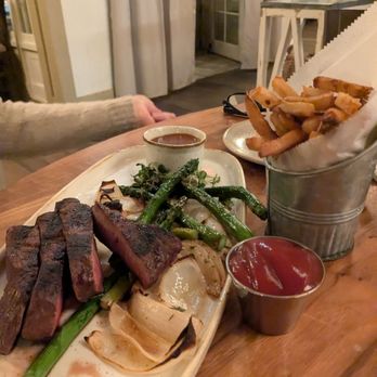 GROVE AT BRIAR BARN INN - Updated December 2025 - 170 Photos & 130 ...