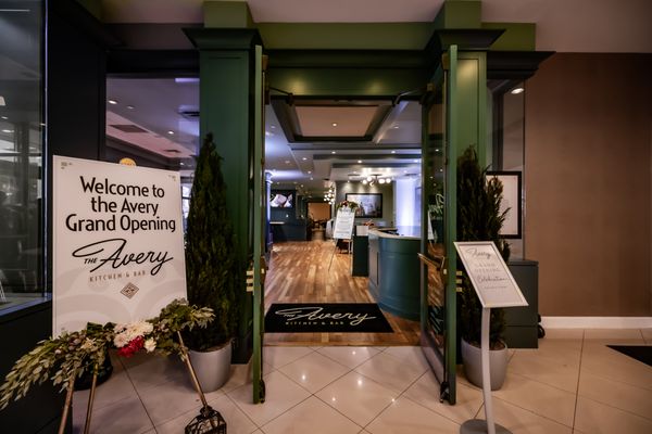 THE AVERY - Updated December 2025 - 77 Photos & 38 Reviews - 100 East ...