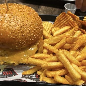 B12 BURGERS - Updated December 2025 - 27 Photos & 12 Reviews - 3778 ...