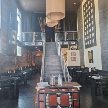 HOLY BASIL PHO - Updated December 2024 - 351 Photos & 241 Reviews ...