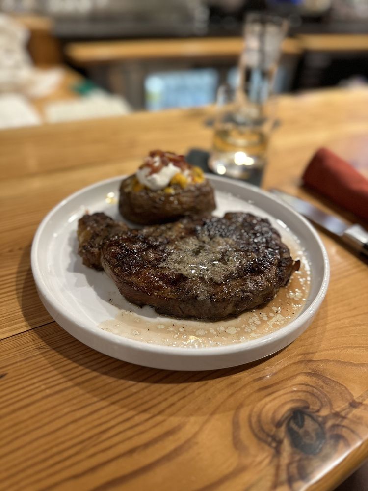 RED BOARD TAVERN AND TABLE - Updated September 2025 - 60 Photos & 60 ...