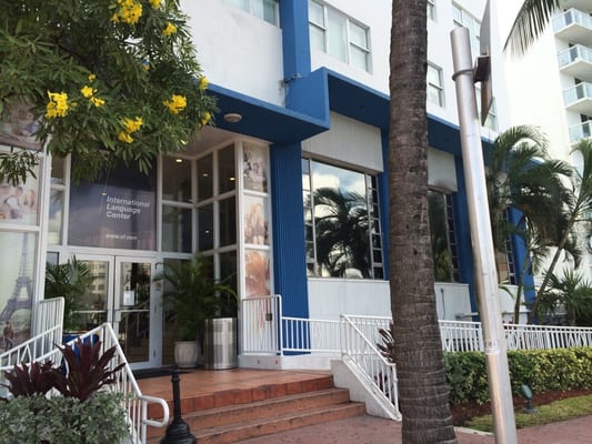 EF INTERNATIONAL LANGUAGE CAMPUS MIAMI BEACH - Updated August 2025 - 15 ...