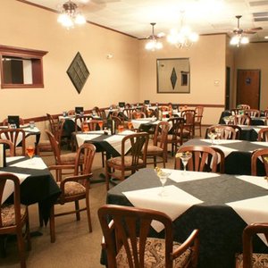 THE MONUMENT CAFÉ - 881 Photos & 1499 Reviews - 500 S Austin Ave ...