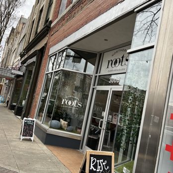 NORTHERN ROOTS COFFEEHOUSE - Updated May 2024 - 157 Photos & 45 Reviews ...