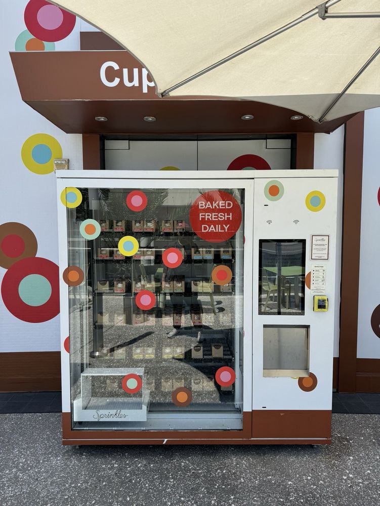 SPRINKLES SANTA MONICA PLACE ATM - Updated November 2025 - 395 Santa ...