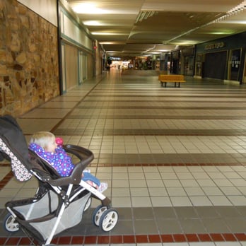 MARQUETTE MALL - Updated March 2026 - 14 Photos & 16 Reviews - 450 St ...